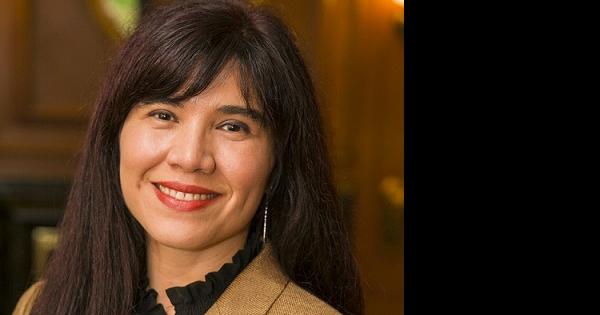 Dr. Elena Foulis Named Recipient of the Community Engaged Scholar Award ...